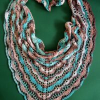 Letní šátek – Háčkování hraček & návody